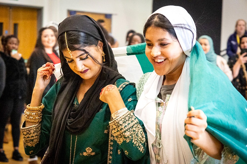 ESOL (Age 16-18) - Peterborough College