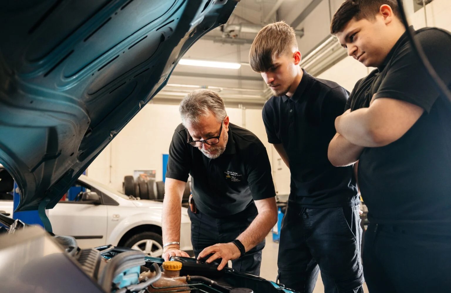 Light Vehicle Maintenance and Repair Principles Technical Diploma Level ...